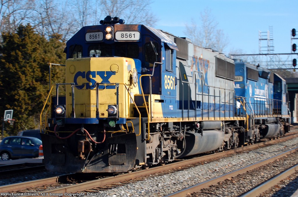 CSXT 8561